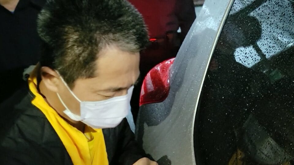 李義祥60萬元交保 罹難者家屬怒推倒地 要求下跪道歉 — TITV News 原視新聞網